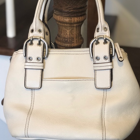 Bags | Tignanello Purse | Poshmark